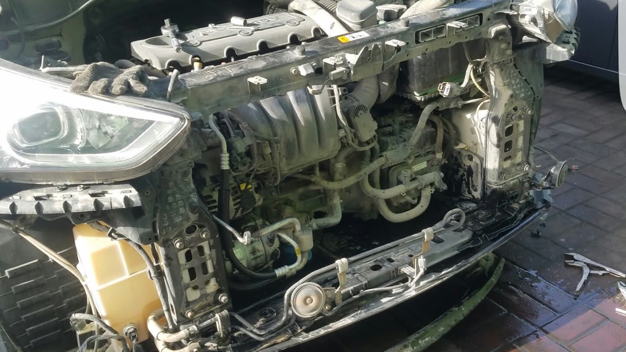 How to replace Radiator Hyundai Santafe - YouTube