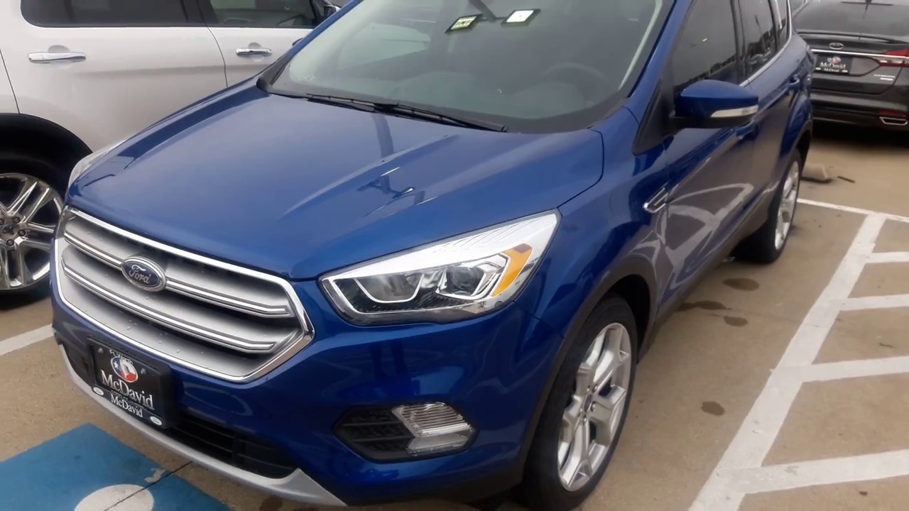 2017 Ford Escape Titanium Start up Engine and full tour - YouTube