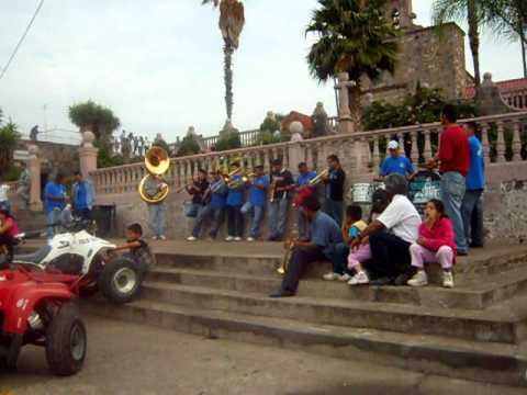 el pato asadobanda azteca sm santa maria - YouTube