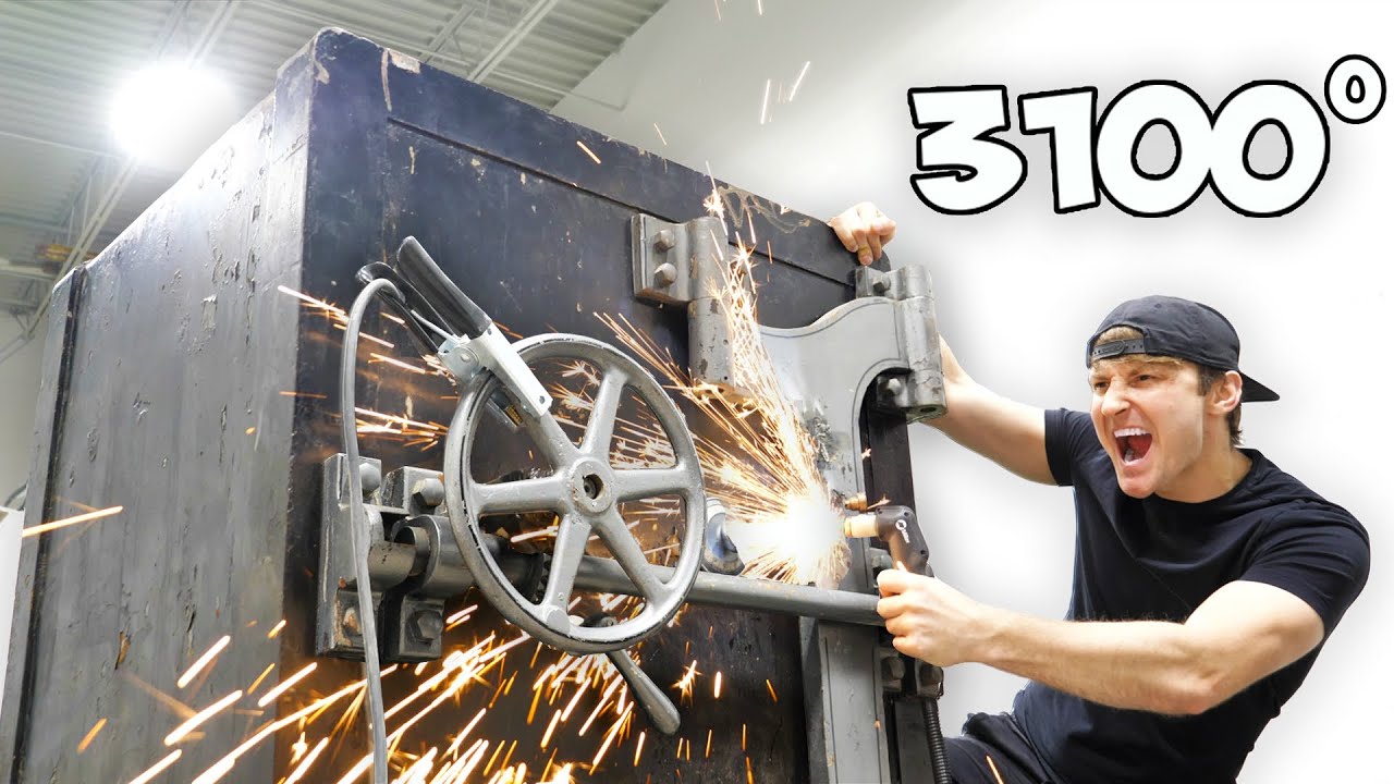 Breaking Into An Abandoned 100 Year Old Safe With A Plasma Cutter ...