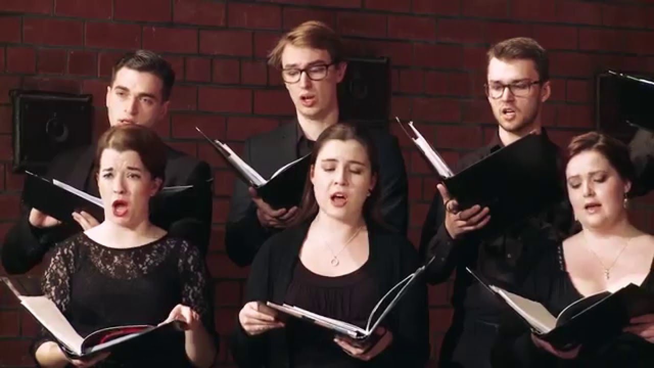 Benjamin Britten: A Boy was Born - Theme and Variation I - YouTube