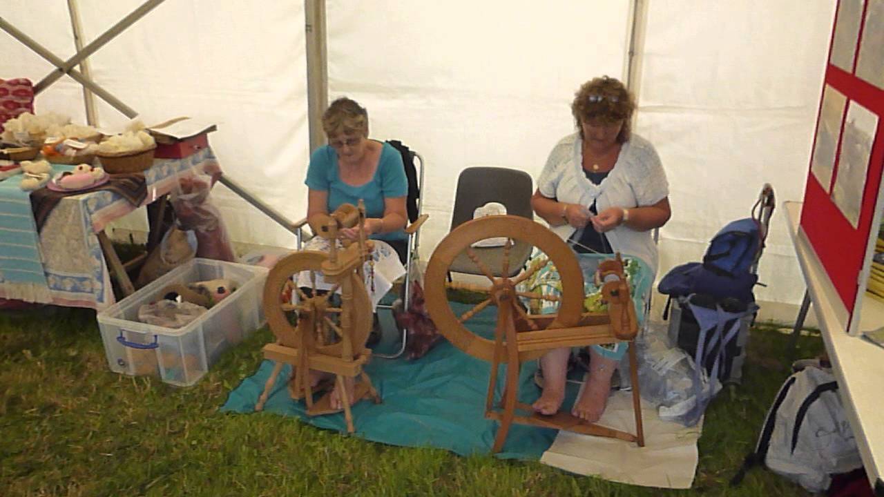 Traditional country crafts - YouTube