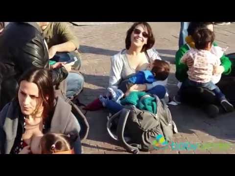 Mass breastfeeding protest in Argentina