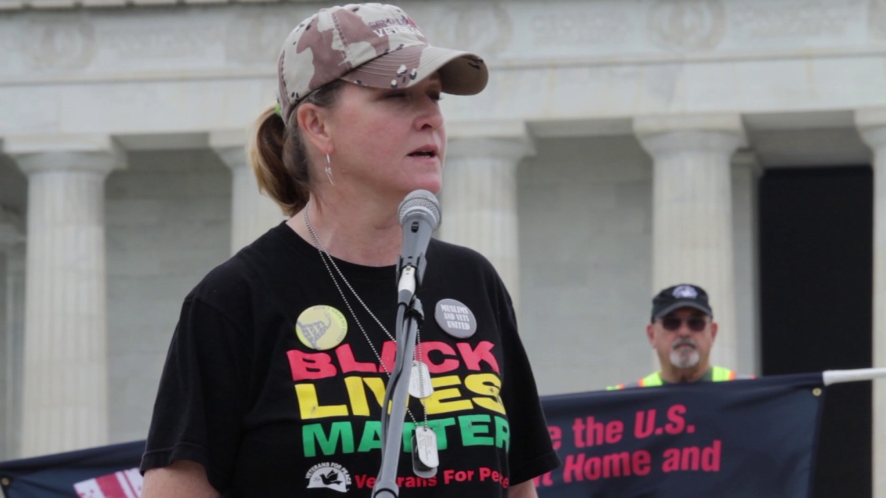 Veteran's Poetry is Fire - Sarah Mess - YouTube