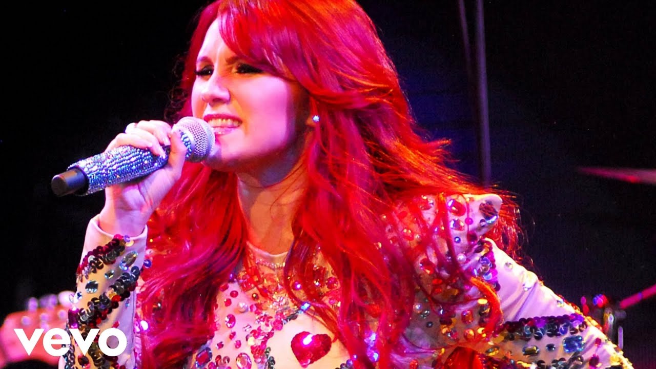 Dulce María - Shots De Amor Ft.Pambo (Live in Lunario Sin Fronteras) - YouTube