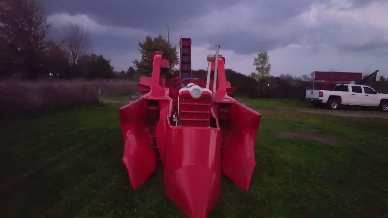 2 row Ford corn picker mounted on a Ford sos - restoration part 2 - YouTube