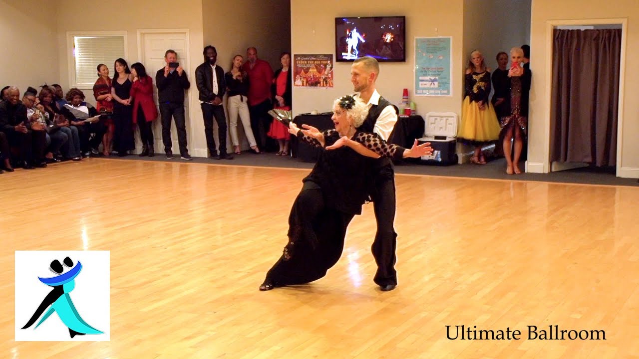 Burlesque Show Dance at Ultimate Ballroom Dance Studio in Memphis - YouTube