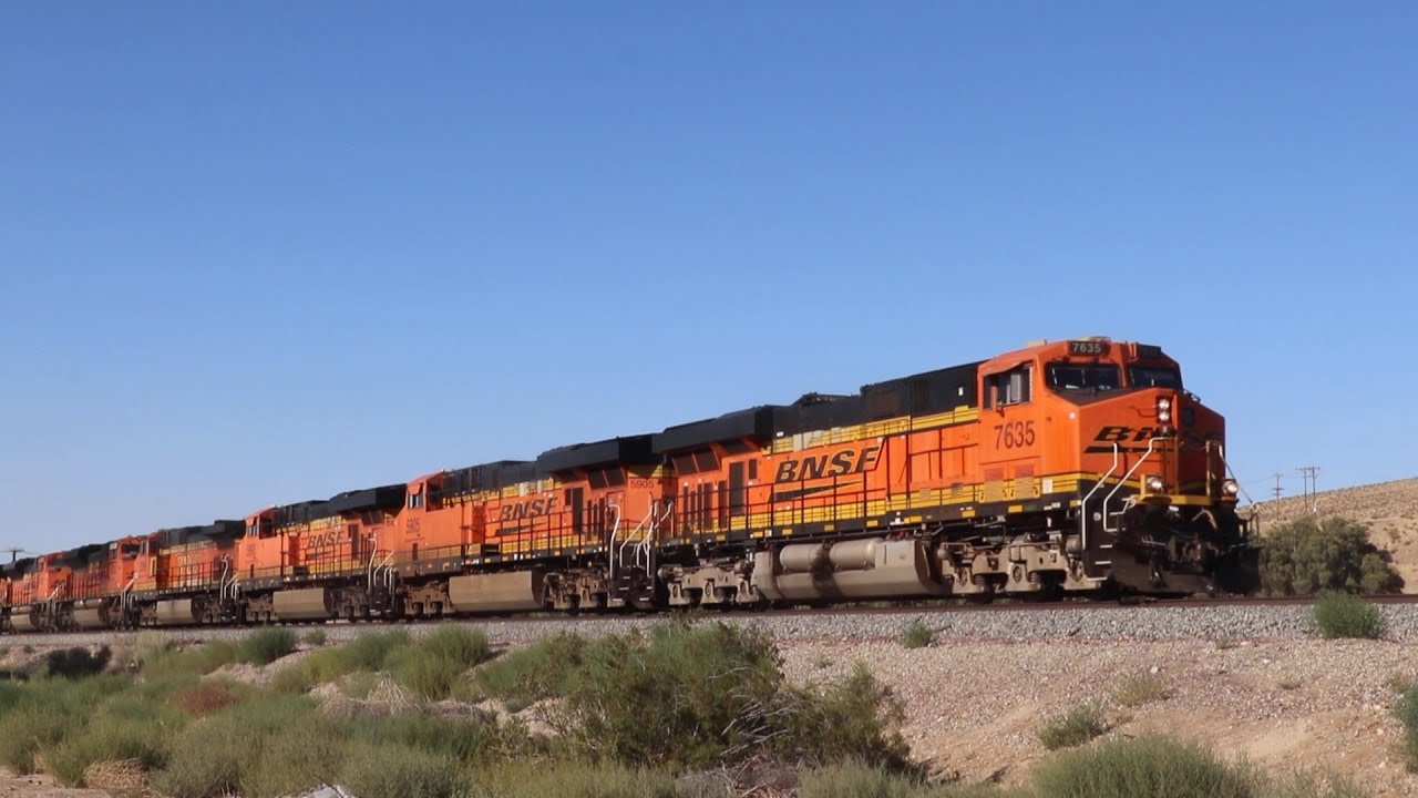BNSF 7635, 5354 EB - YouTube