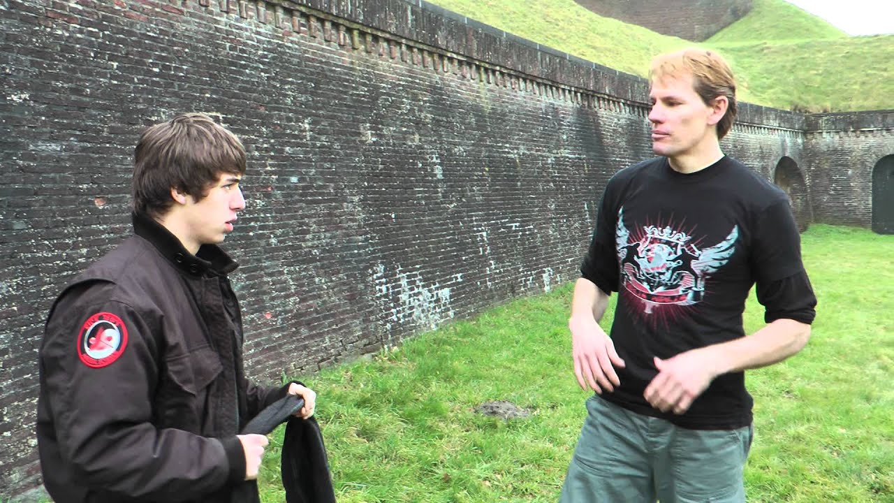 Rope and Chain Scarf Self Defense Weapon 13 - YouTube