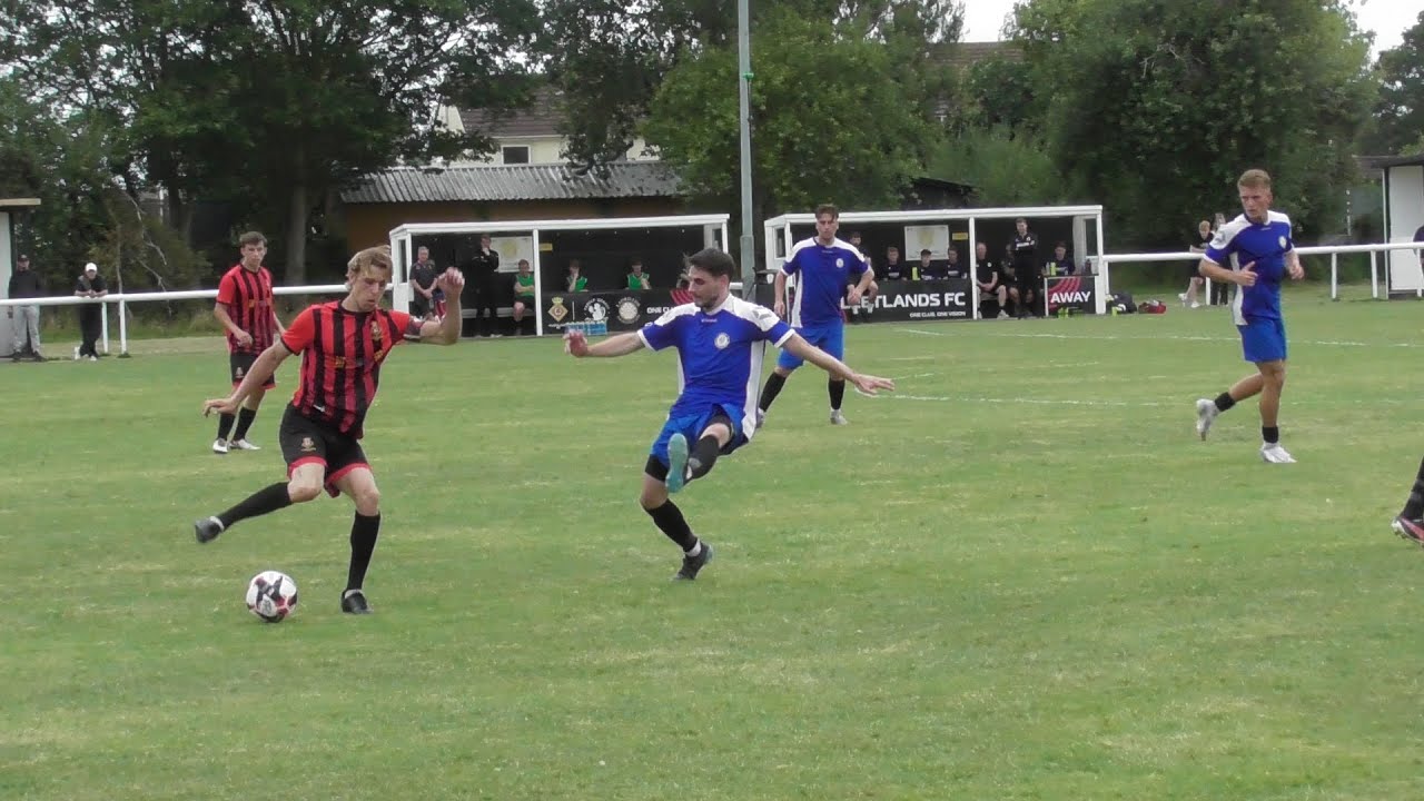 Highlights: Fleetlands FC vs Cove FC - YouTube