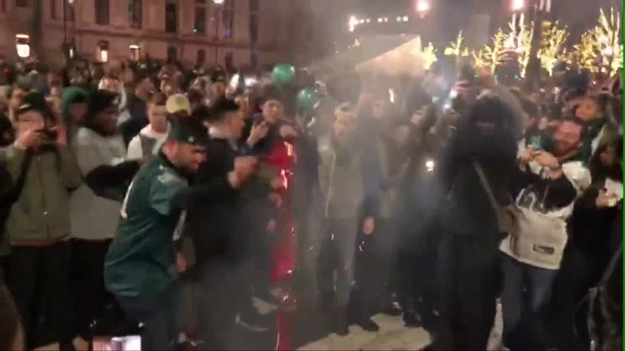 Rowdy fans cause damage in Philadelphia after win - YouTube