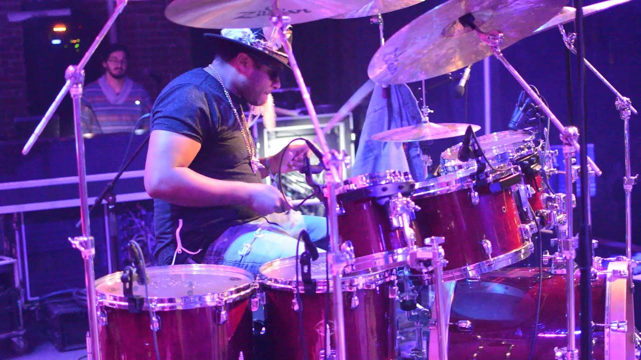 Drum Duo : Tony Austin x Ronald Bruner jr. - YouTube