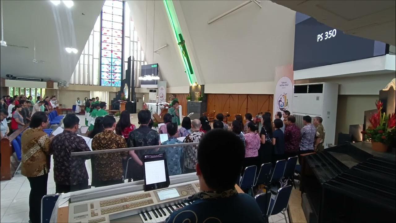 PS 349 Tuhan Kasihanilah Kami - PS 350 Madah Kemuliaan (Misa Raya II) - YouTube