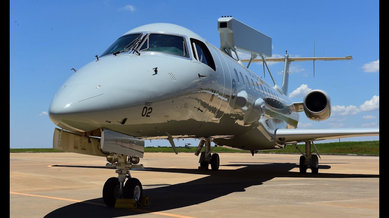 Primer EMB145 AEW & C modernizado para Brasil - YouTube