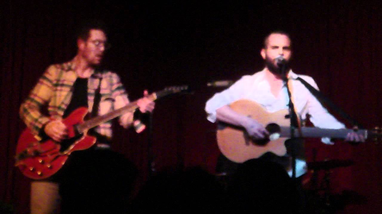 Chris Shinn - We Had A Good Run (Live) - YouTube