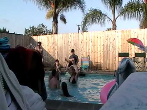 Pool Party Cheerleaders - YouTube