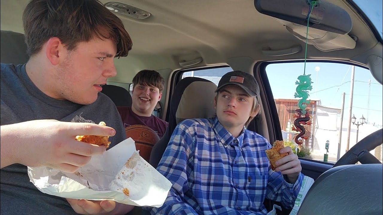 trying foods from around my home state ft ares ( part 1 subway boss ...