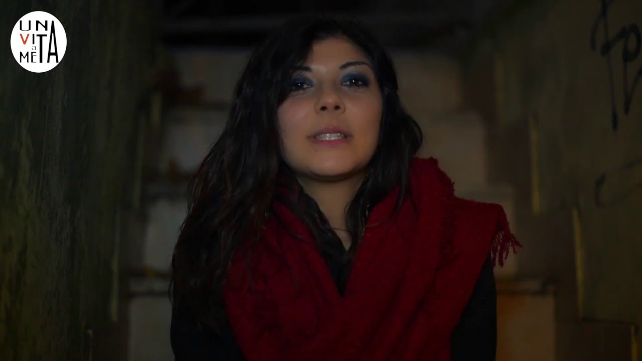 Intervista doppia Anna - Vincenzo - Backstage Una Vita A Metà - YouTube