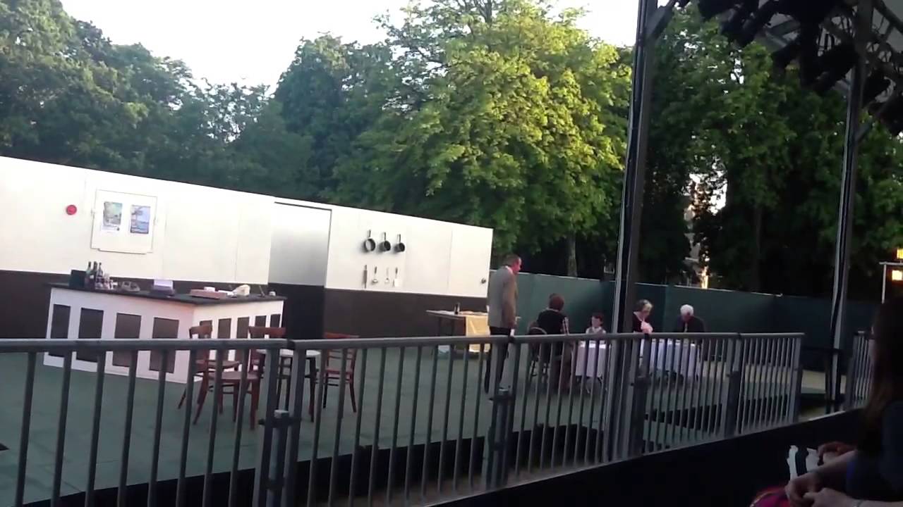 Hugo Morgan as Ronald in Fawlty Towers - YouTube