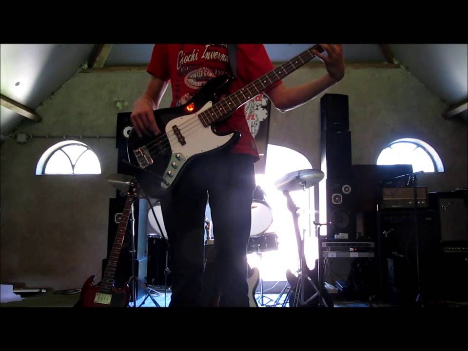 Muse - Sunburn(Live) Bass Cover(With Effects) - YouTube