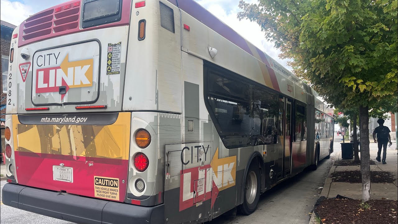 MTA Maryland: 2013 New Flyer XDE60 12082 - CityLink Blue - YouTube