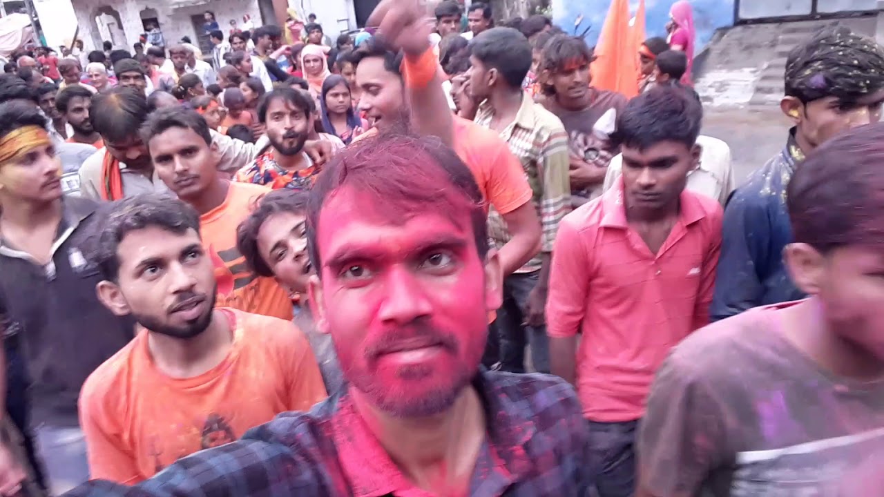 Ganesh Visarjan ke Julius main - YouTube