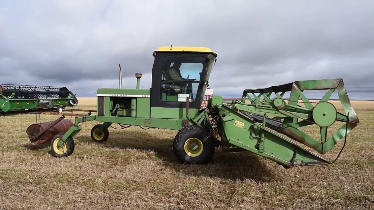 John Deere 2420 Swather - YouTube