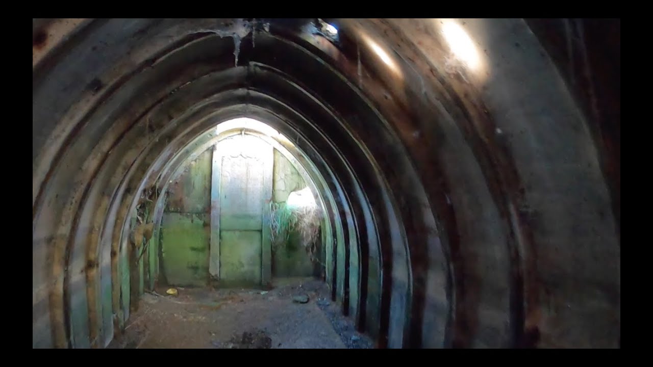 Explore abandoned RAF CALVELEY Cheshire with Southern Urbex - YouTube