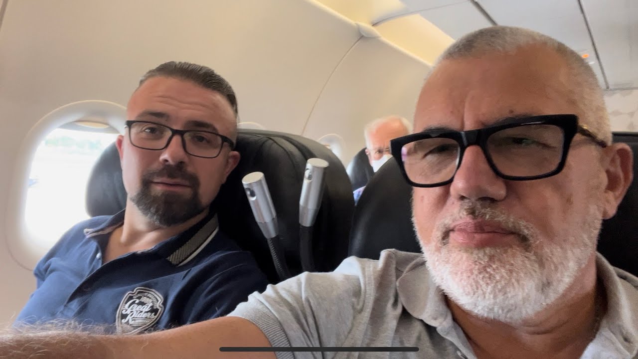 Calatoria cu Damian Anfile a inceput cu stangul ! Am plecat spre ...