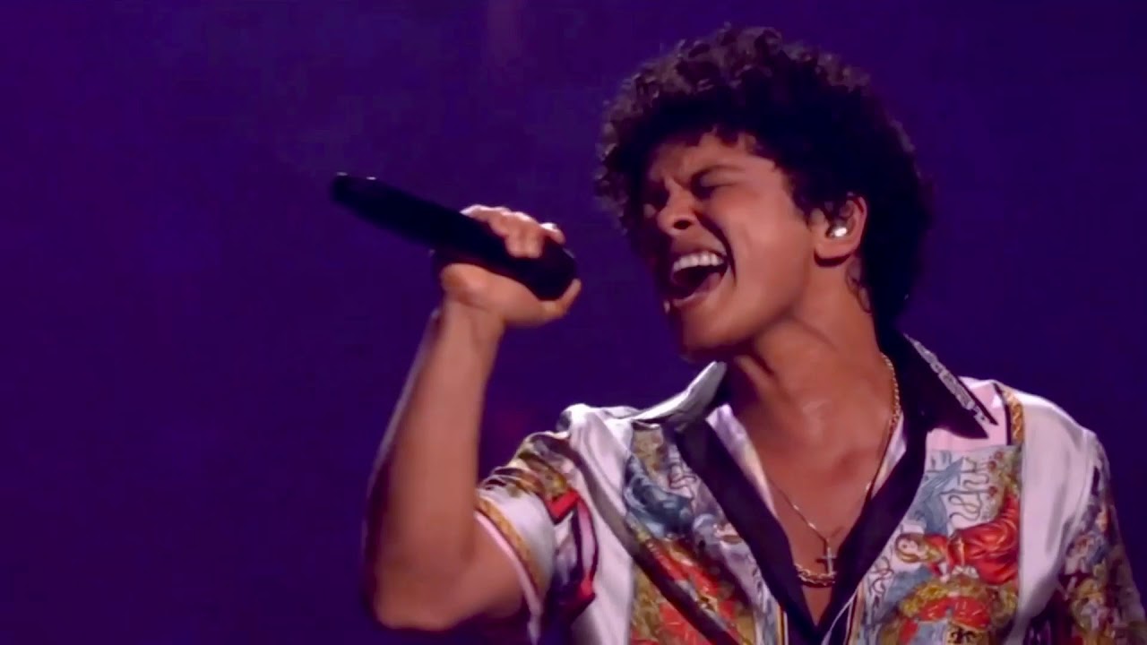 Bruno Mars Live Performances - YouTube