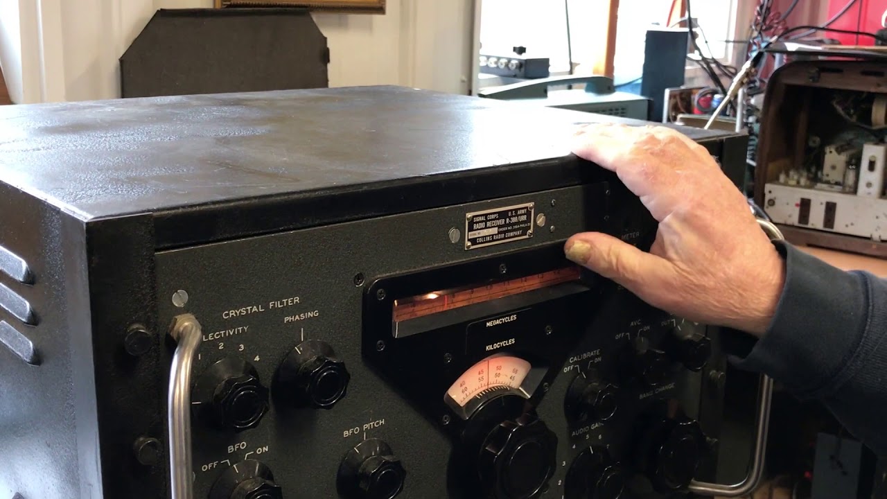 Collins Military Receiver R-388 URR in Original Condition - YouTube