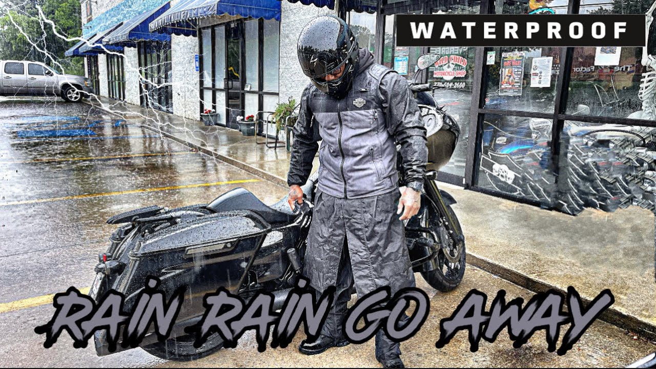 Riding In The Rain To Pick Up My Road Glide!!!!! #harleydavidson # ...