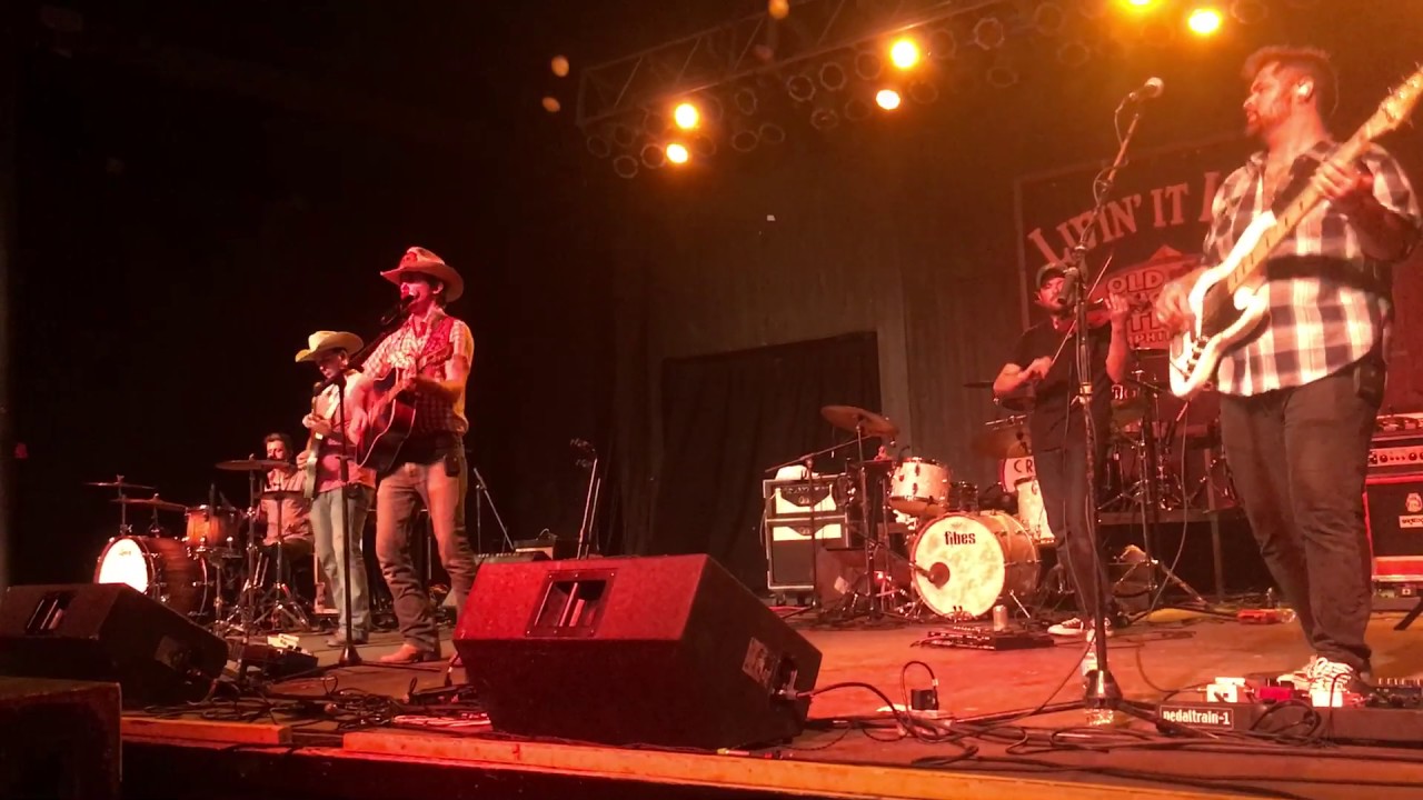 Zane Williams - Bringin' Country Back (Live) - YouTube