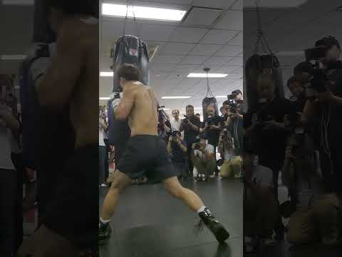 Naoya Inoue Shadow Boxing for 3Minutes - YouTube