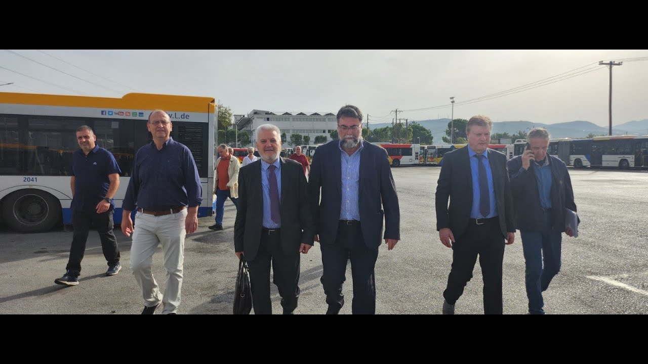 Στο αμαξοστάσιο του ΟΑΣΘ στη Σταυρούπολη ο Β. Οικονόμου, στις 11 ...