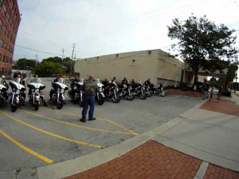 Milwaukee Motorcycle Police - YouTube