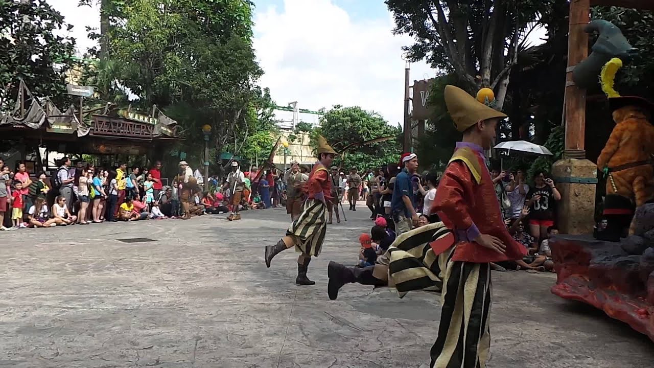 HOLLYWOOD DREAMS PARADE (Universal Studio Singapore) December 20, 2014 ...