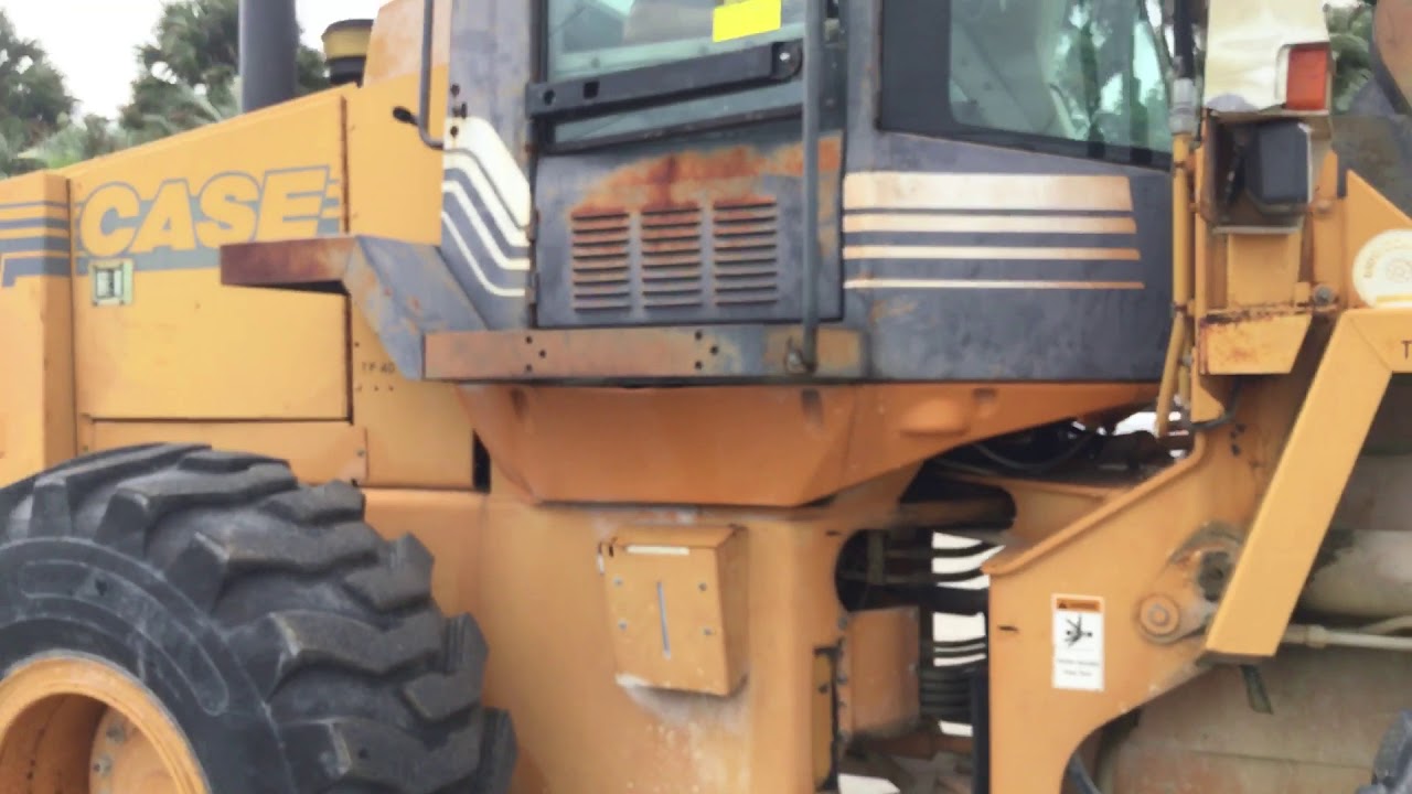 Case 721CXT Front Loader Lot 128 - YouTube