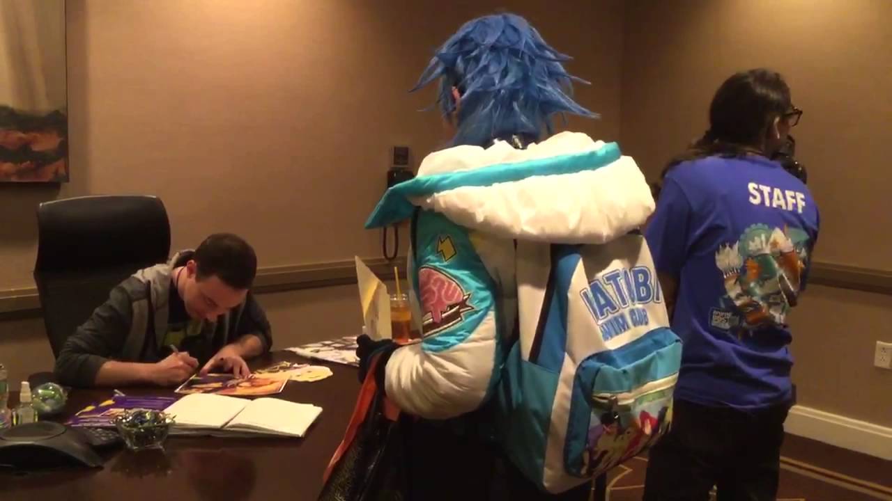 Anime Boston, March 26th 2016 - Max Mittelman autograph signing - YouTube