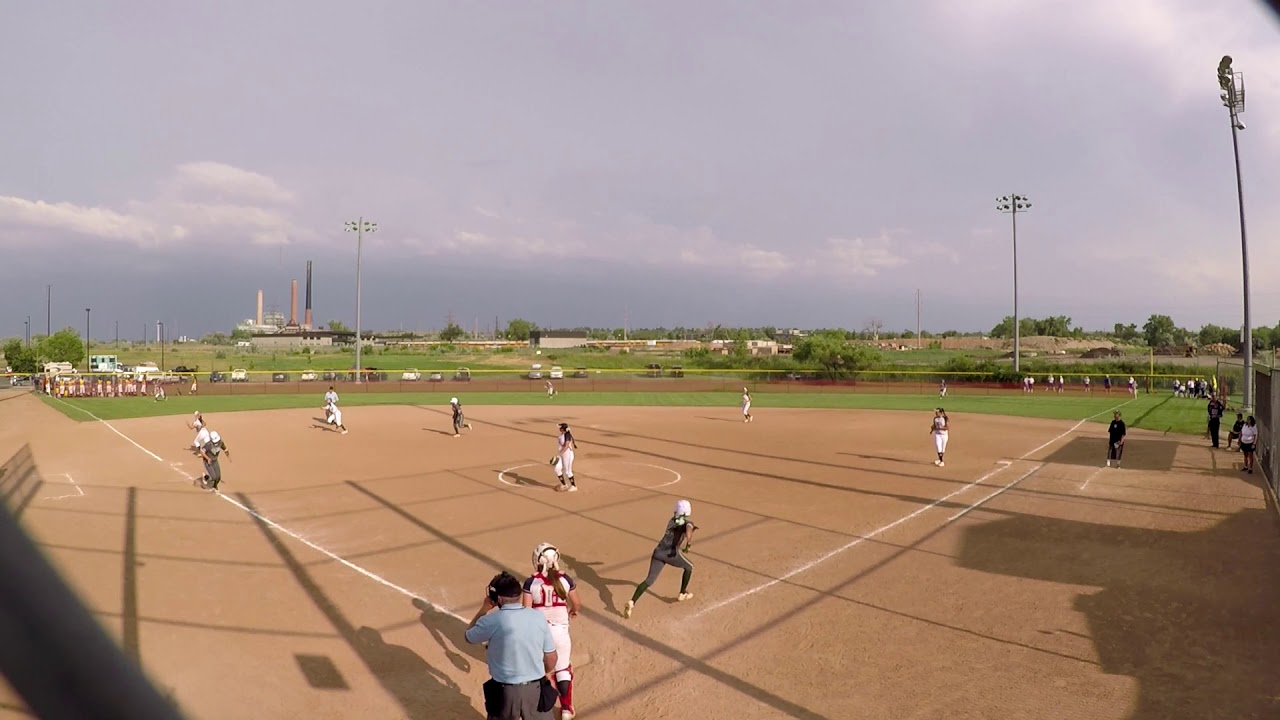 2021 Shortstop Isabelle Fishman Show Range on foul pop up - YouTube