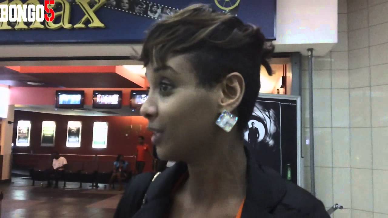 Dj Fetty akiongea na Bongo5 kuhusu Filamu ya Skyfall baada uzinduzi ...