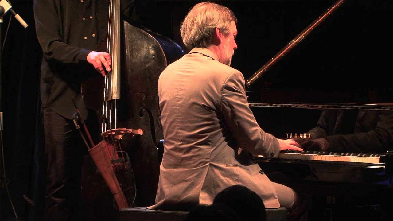 Round about midnight - Ignasi Terraza Trio - YouTube
