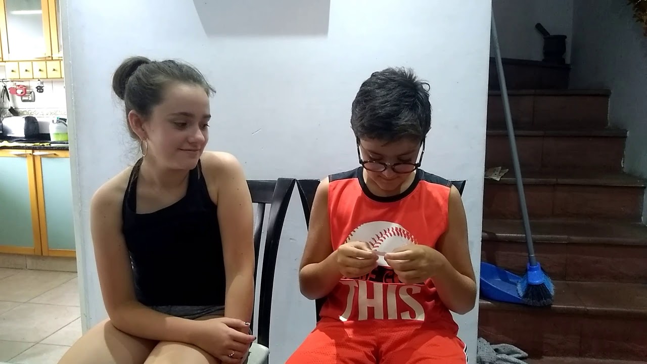 IMITANDO INTROS DE YOUTUBERS - YouTube