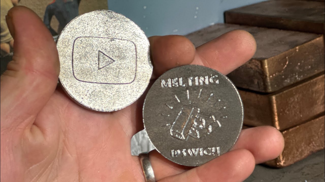 Sand casting a channel coin with aluminium and petrobond - YouTube