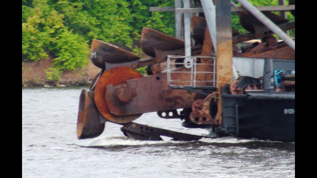 Volgan lautturit. эй, ухнем! Volga Boatmen. - YouTube