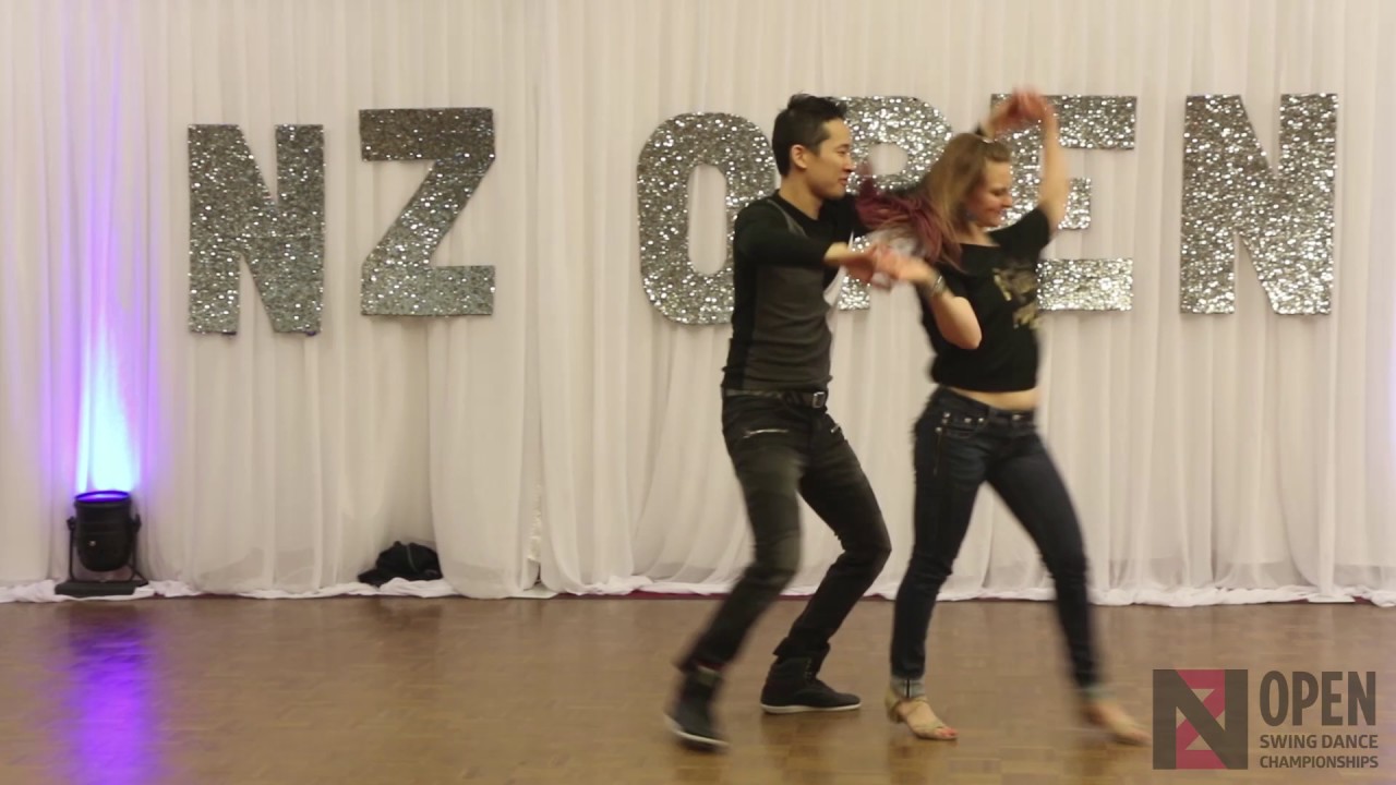 Wee Tze Yi And Michelle Fletcher The Nz Open 2016 Youtube