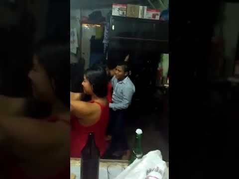 Perreo con mi amiga fin del años