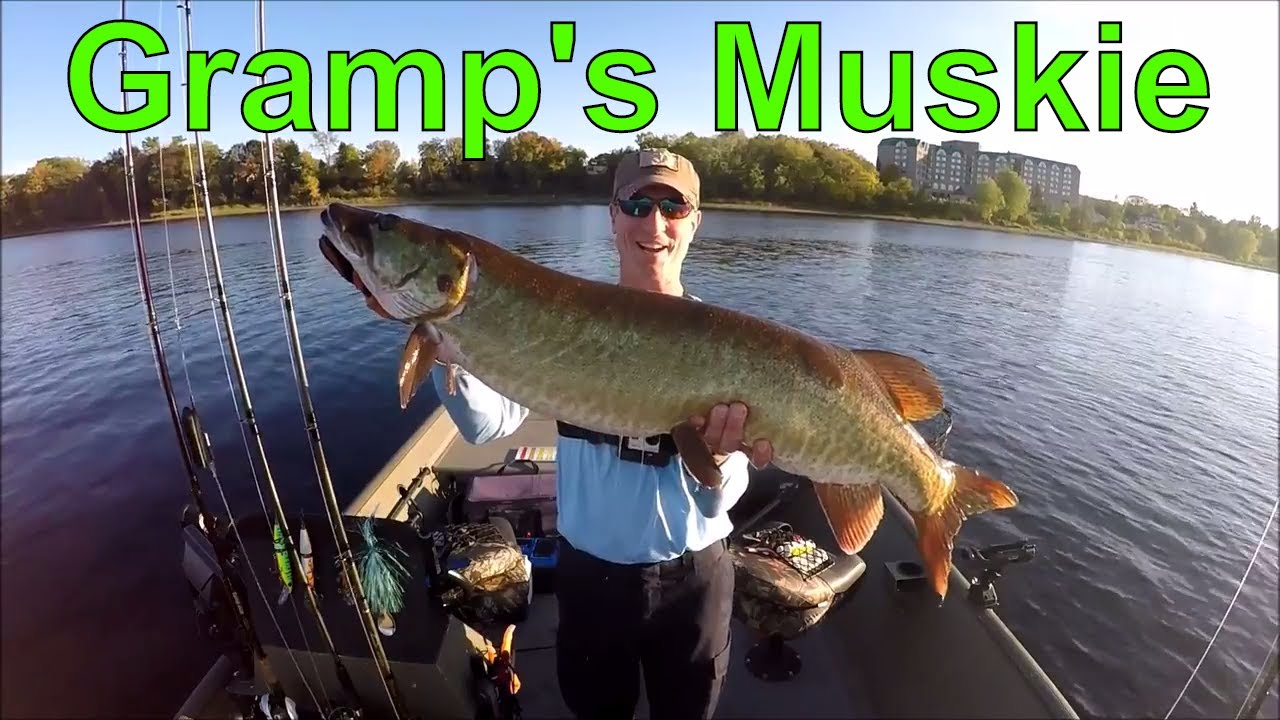 Muskie Fishing New Brunswick Canada September 2017-Underwater Views ...