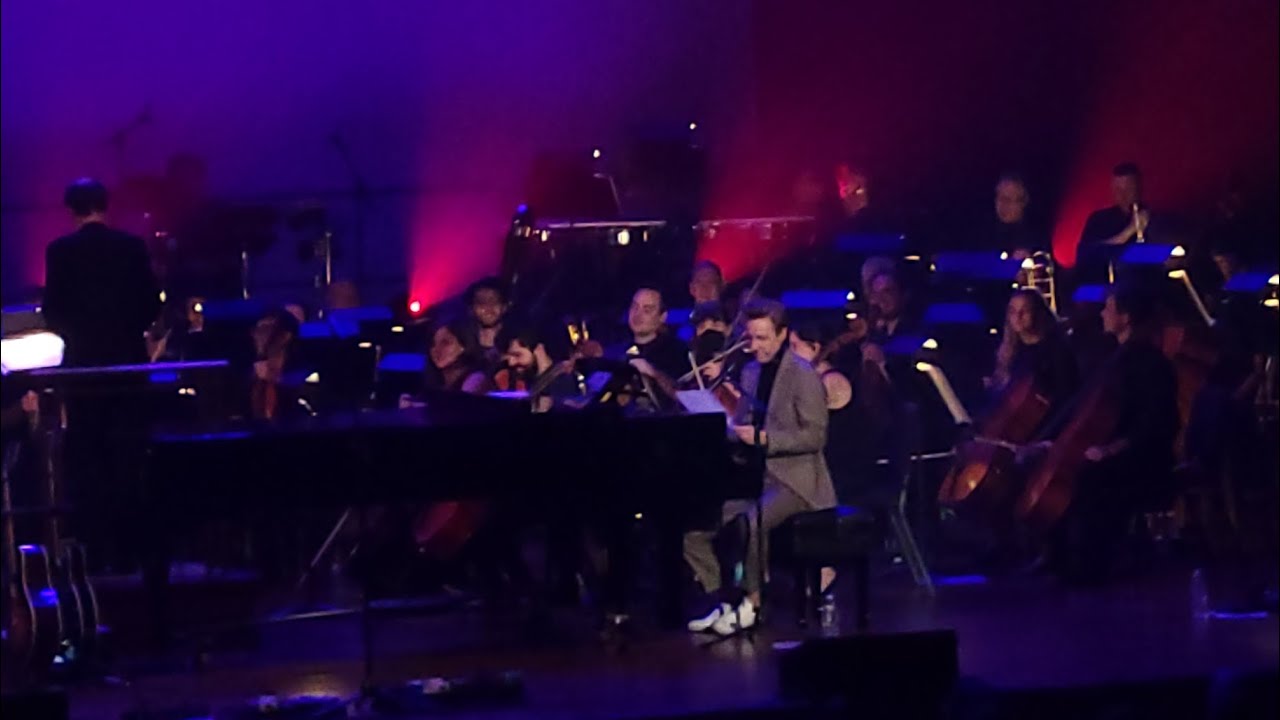 Cody Fry's Eleanor Rigby in concert - YouTube