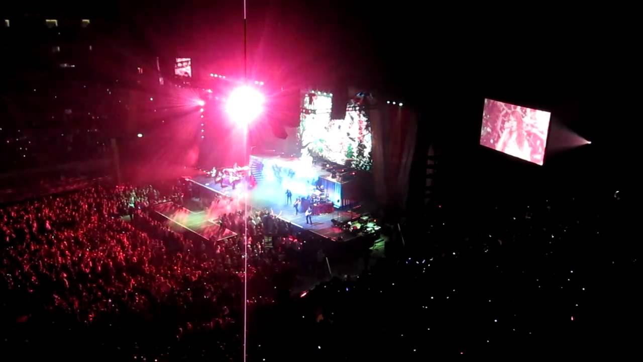 Taylor Swift - Enchanted Live O2 Arena - London - 30 March 2011 - YouTube